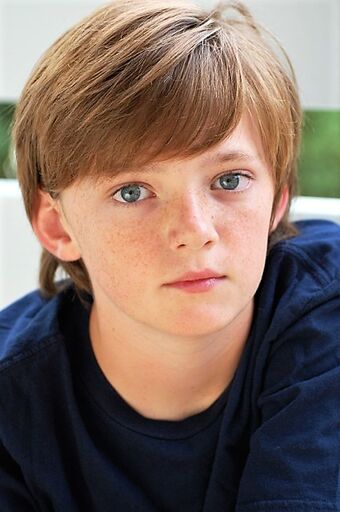 Maxwell Huckabee Dating Girlfriend Or Single? Net Worth? | VergeWiki