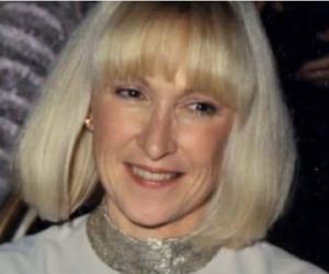 Astrid Menks- Meet Wife Of Warren Buffet | VergeWiki