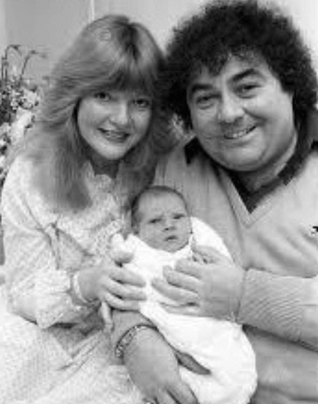 Patsy Ann Scott- Why Wife Of Eddie Large Is Special? | VergeWiki