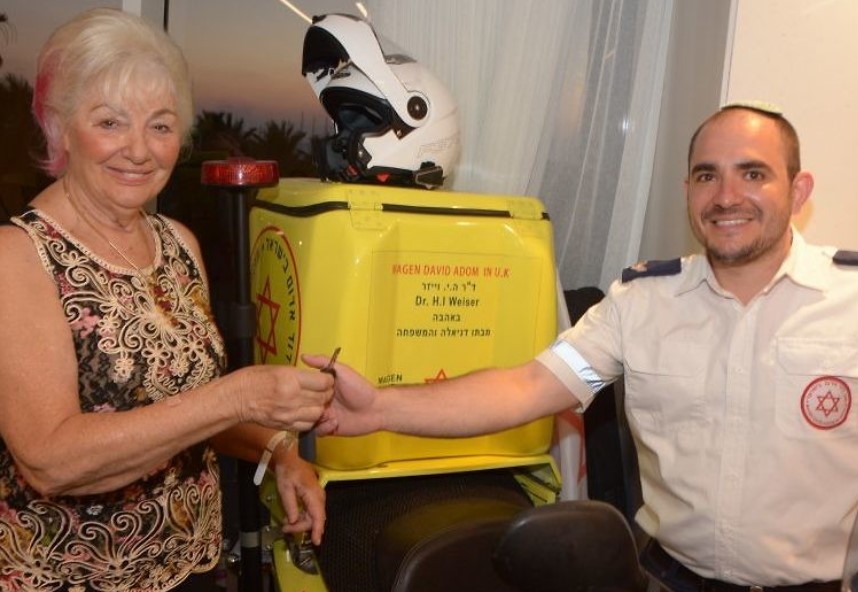 Daniella Weiser - Mother Of Sacha Baron Cohen | VergeWiki