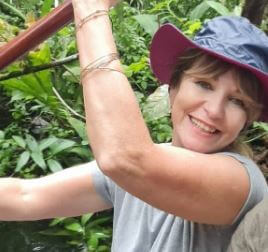 Daniela Pignolo - Meet Wife Of Argentine Football Manager Gustavo ...