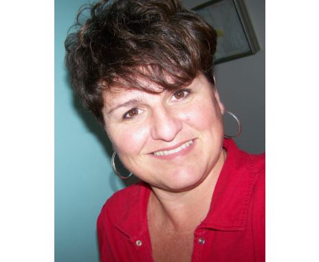 Gina DeBose - Proud Mother Of Ariana DeBose | VergeWiki