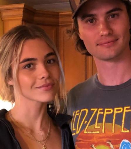 Chase Stokes Parents And Girlfriend? | VergeWiki