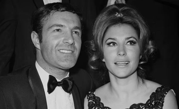 Dee Jay Mathis – Meet Ex-Wife Of Late James Caan | VergeWiki