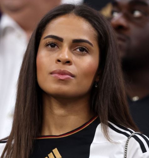 Sabrina – Meet Girlfriend Of Nico Schlotterbeck | VergeWiki