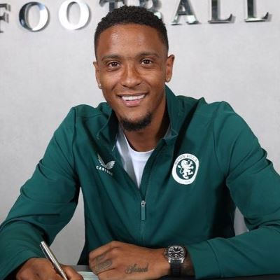 Ezri Konsa Girlfriend Ronni | VergeWiki