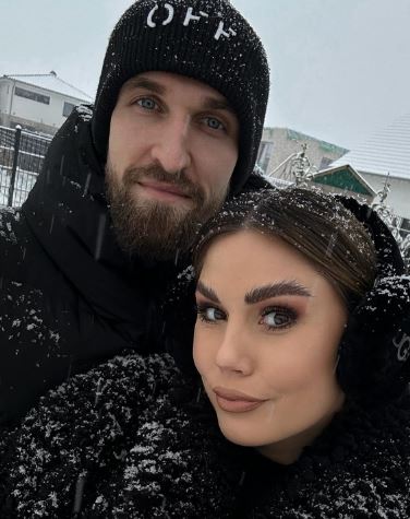 Alicia Andrich – Meet Stunning Wife Of Robert Andrich | VergeWiki