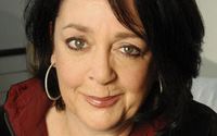 Selina Robbins Wife Of Superstar Comedian. Net Worth And Married Life ...